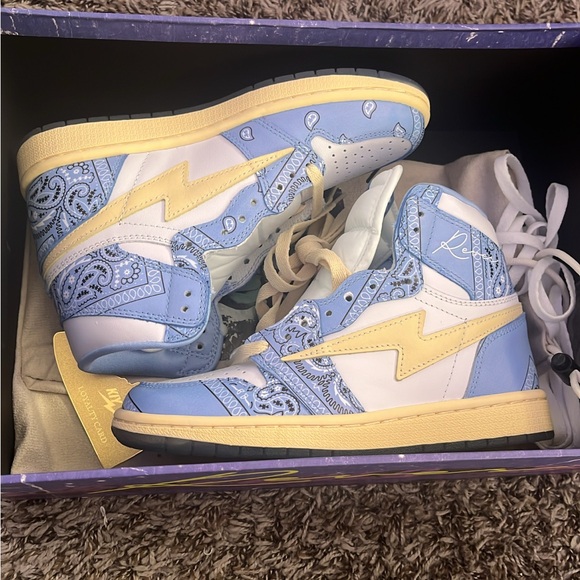 Nike | Shoes | Reves Paris Kiy 85 Hi Powder Blue White Sail | Poshmark